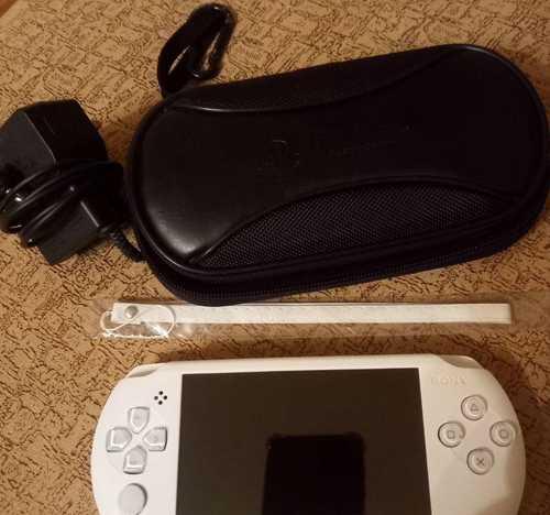 Sony PSP Street white/64gb,в идеале