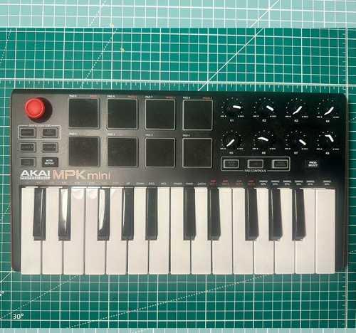 Midi клавиатура Akai mpk mini mk2