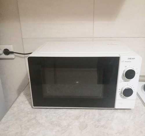 Микроволновая печь dexp MW-70 белый