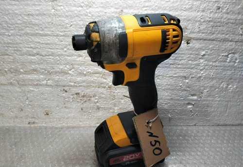 Dewalt DCF885 - Аккумуляторный винтоверт Б/У