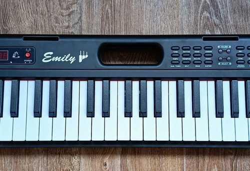 Синтезатор Emily EK-7