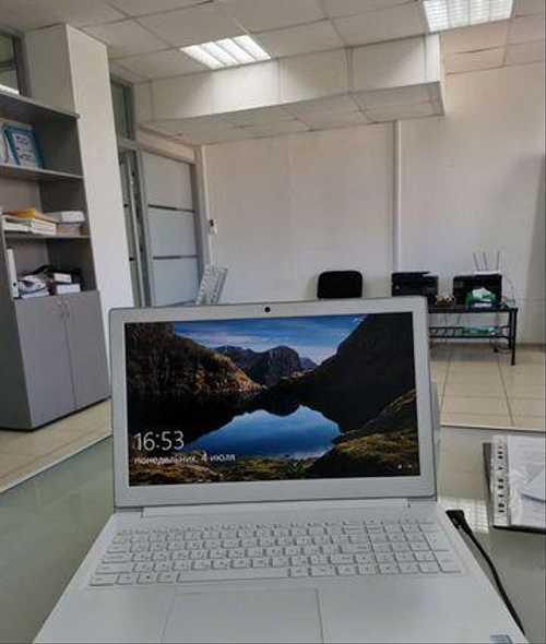 Ноутбук Xiaomi Mi Notebook 15.6 Lite Core i5 8GB