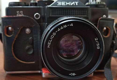 Плёночный фотоаппарат Зенит 11 с объективом