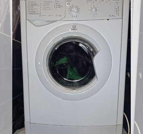 Стиральная машина indesit 5кг iwsb 5105