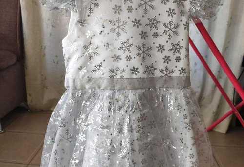 Нарядное платье снежинки 110