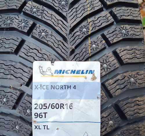 Michelin 4x4 O/R XZL 205/60 R16 96T
