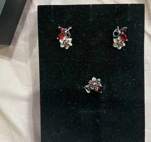 Серебряные излелия