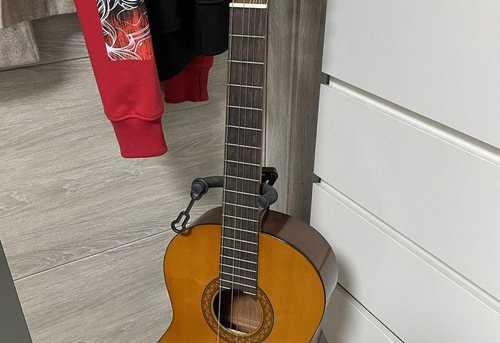 Гитара Yamaha C40