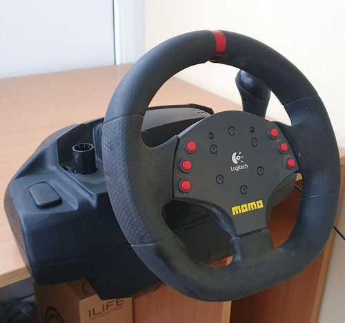 Игровой руль Logitech Momo Racing