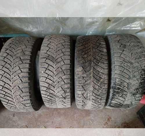 Michelin Latitude X-Ice 225/50 R17