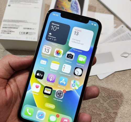 iPhone Xs, 64 ГБ