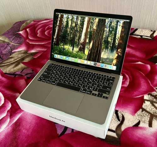 MacBook Air 13 M1 8/256 Новый 100акб (2024)