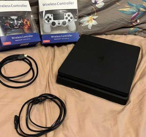 Sony playstation 4 slim