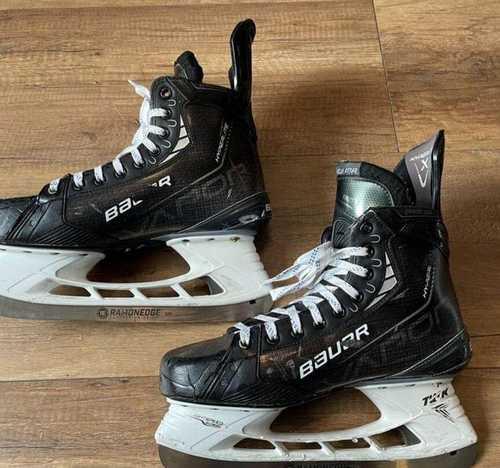 Коньки хоккейные Bauer Hyperlite1