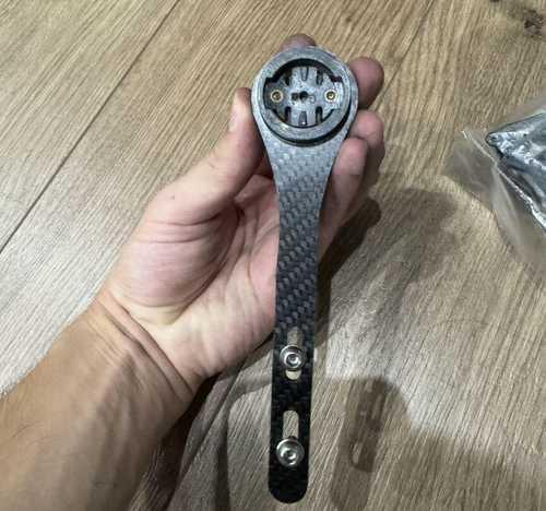 Карбоновый держатель Garmin