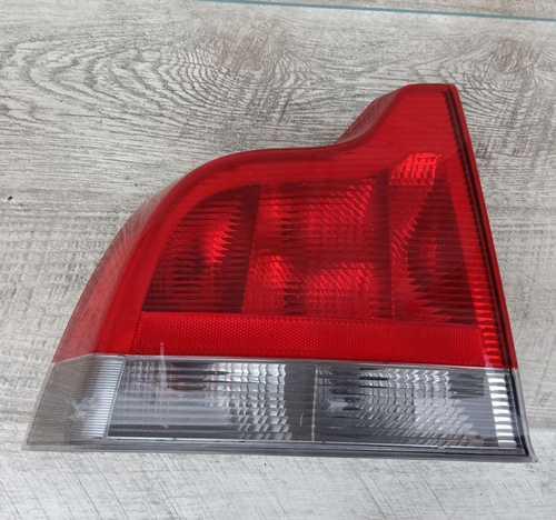 Фонарь левый Volvo S60 2000-2004