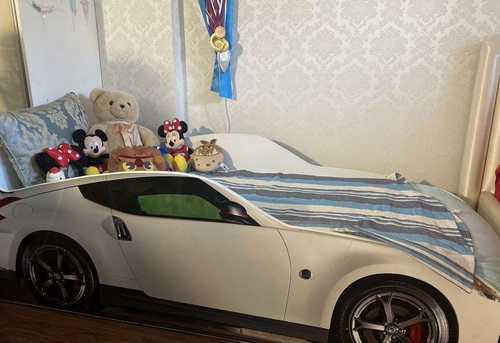 Детская кровать машина с матрацом