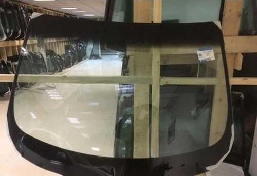 Лобовое стекло на Citroen C4