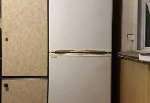 Холодильник Stinol 102ER