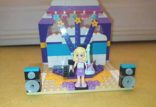 Lego Friends сцена