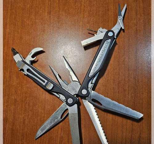 Нож складной leatherman