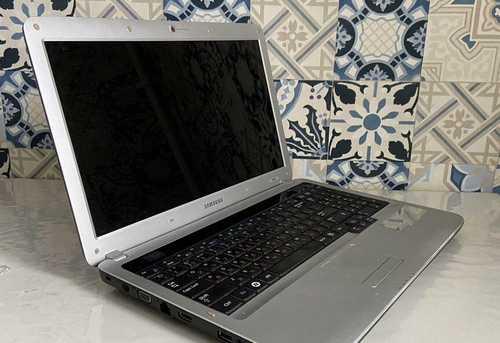 Ноутбук Samsung r530
