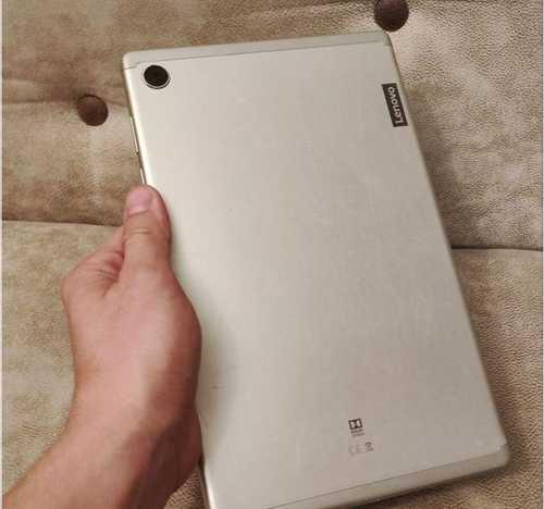 Планшет Lenovo tab m10