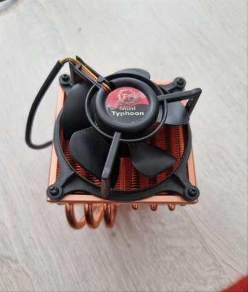 Кулер Thermaltake mini Typhoone