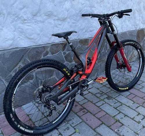 Велосипед Specialized Demo 8 2017 М 27.5