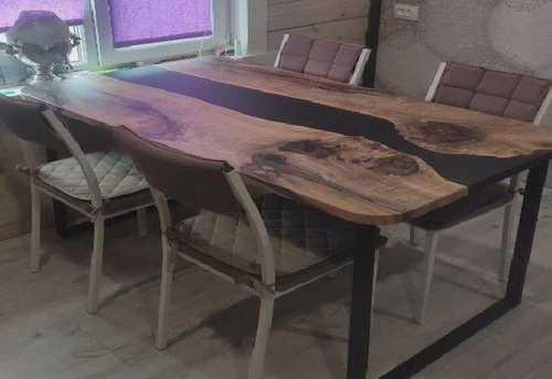 Кухонный стол 'thetablenut B'