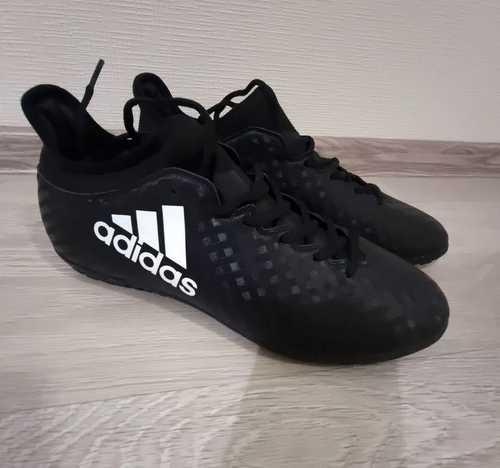 Бутсы сороконожки adidas