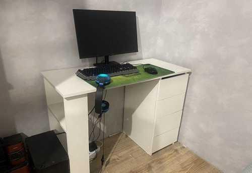 Компьютерный стол, 109.7х49.3х75 см