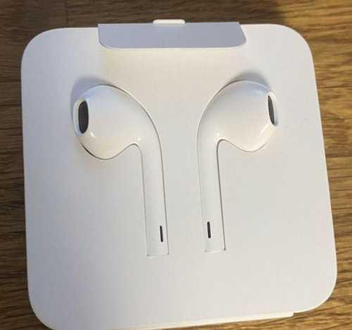 Наушники apple earpods lightning