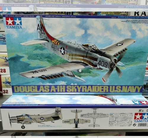 Модель 61058 Tamiya Skyraider U.S.Navy 1/48