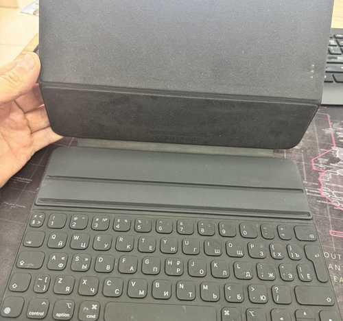 Чехол с клавиатурой Apple SMART Keyboard Folio