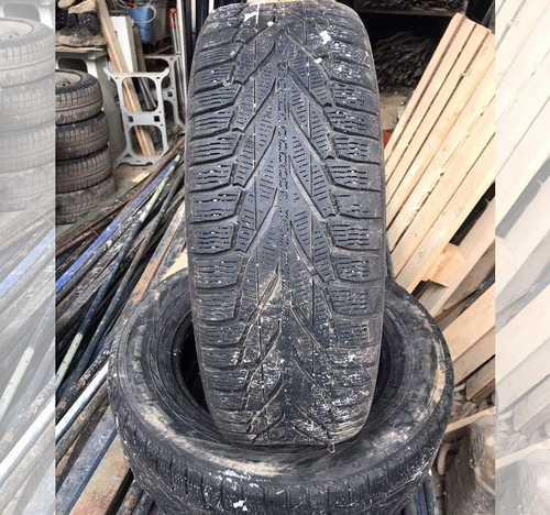 Nokian Tyres Hakkapeliitta 7 SUV 215/65 R16 102R