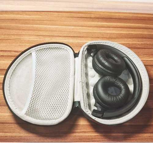 Наушники JBL Tune 520bt с чехлом