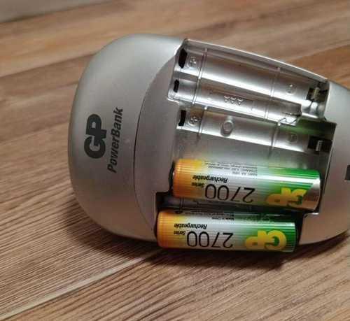 Зарядное устройство для батареек GP