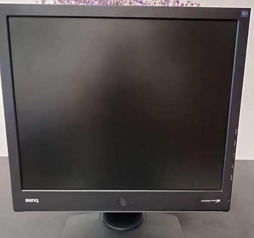 Монитор Benq Е 700