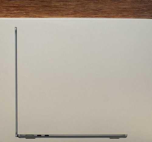 MacBook Air 13 (2025, M4), 256 ГБ, M4 (10-core), RAM 16 ГБ, GPU 8-core