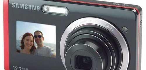 Фотоаппарат Samsung ST550 с сенсорным дисплеем