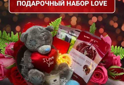 Подарочный набор love M на 8 марта
