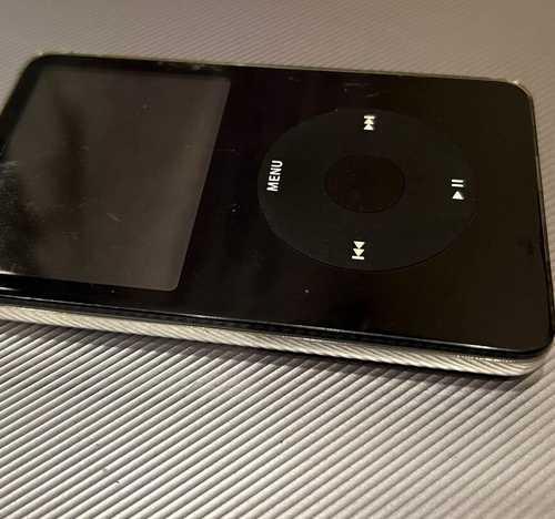 Плеер iPod classic 30 gb