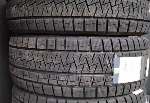 Pirelli Formula Ice FR 205/65 R16 99T