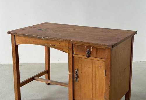 Старинный письменный стол, Россия, 20 век