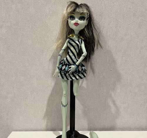 Куклы на запчасти (Monster High)