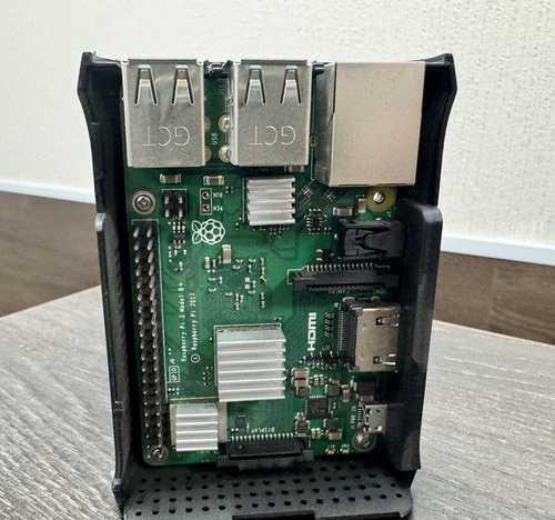 Raspberry Pi 3 Model B+