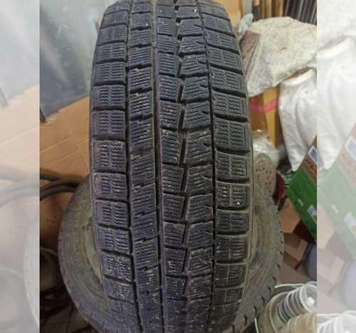 Dunlop Winter Maxx 215/60 R17 96T