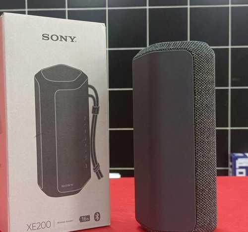 Портативная акустика Sony SRS-XE200