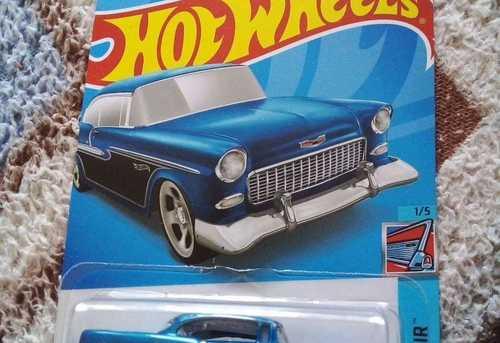 Модель автомобиля Hot wheels